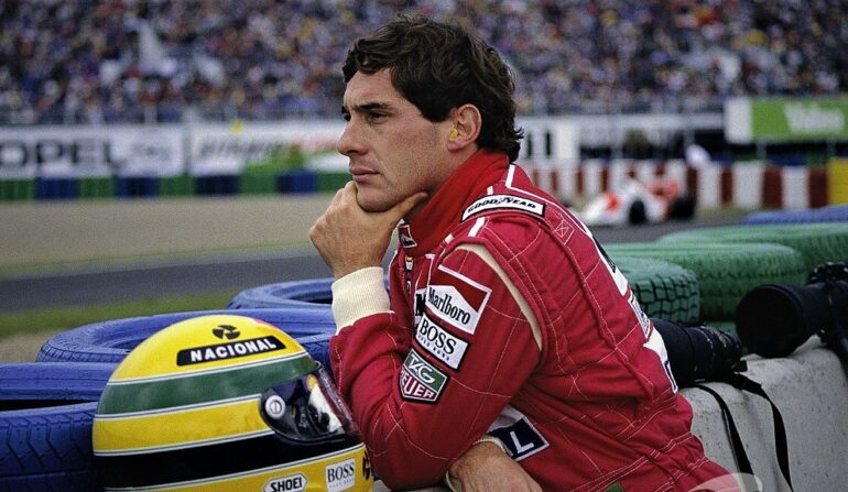Hommage Ayrton Senna : 27 ans déjà que l’icône s’en est allé | VH Magazine